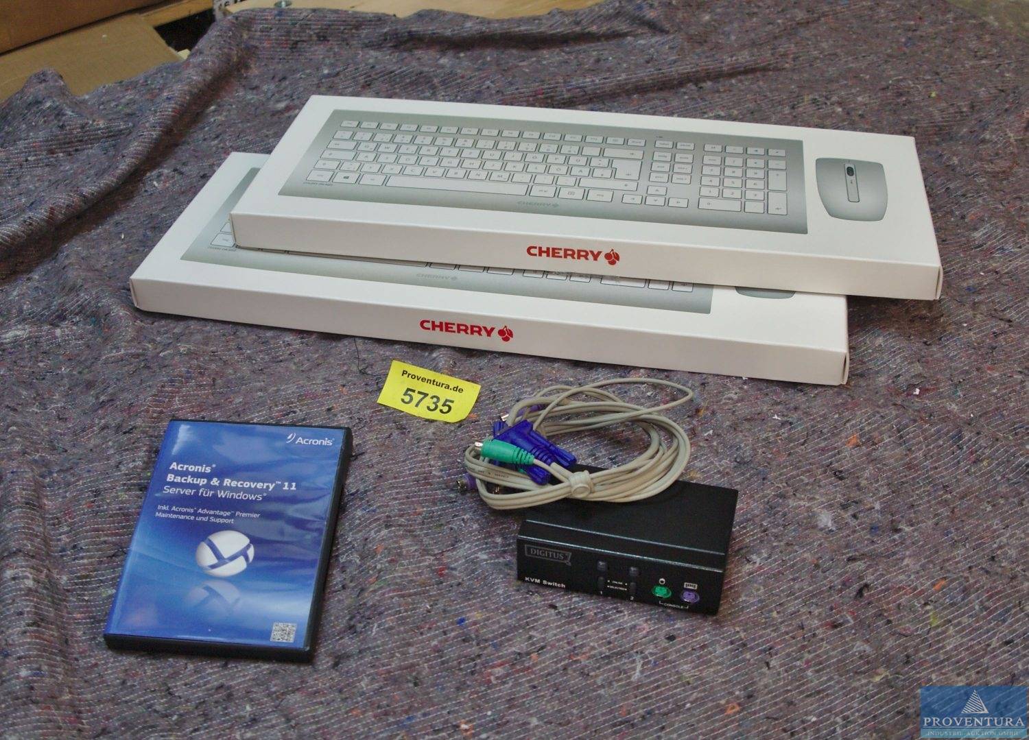 Tastaturen CHERRY Software ACONIS und KVM-Switch DIGITUS