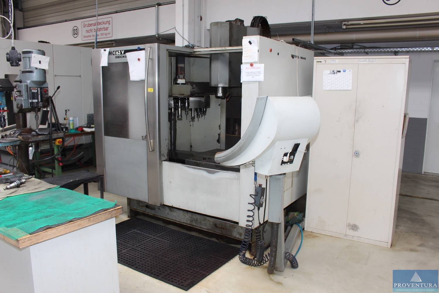 CNC-Vertikal-BAZ DECKEL DMC 63 V