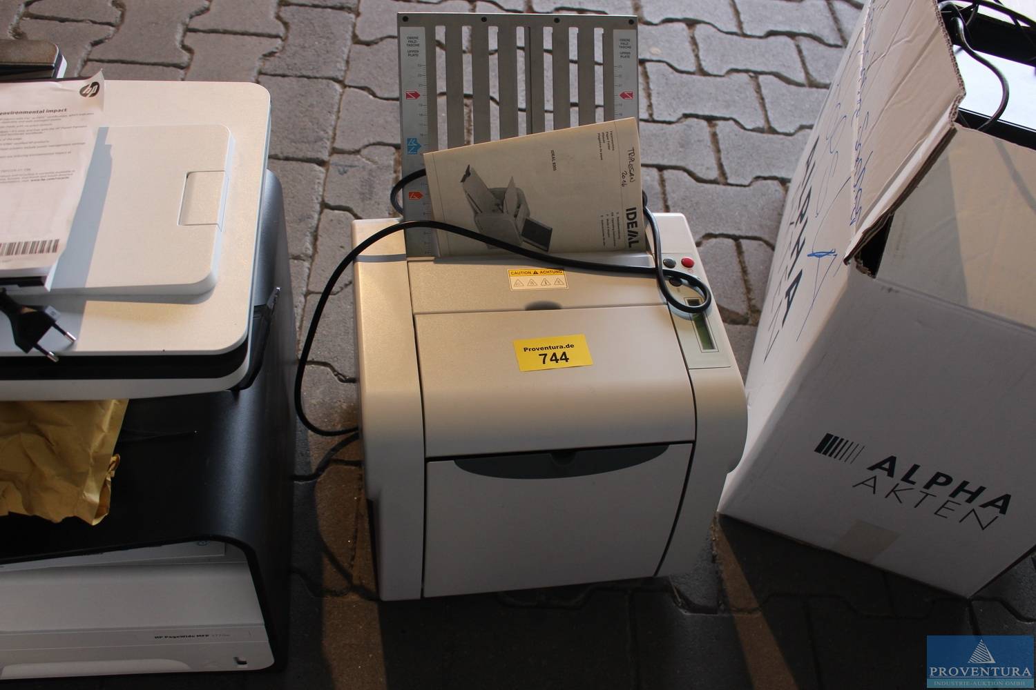 Falzmaschine IDEAL 8305