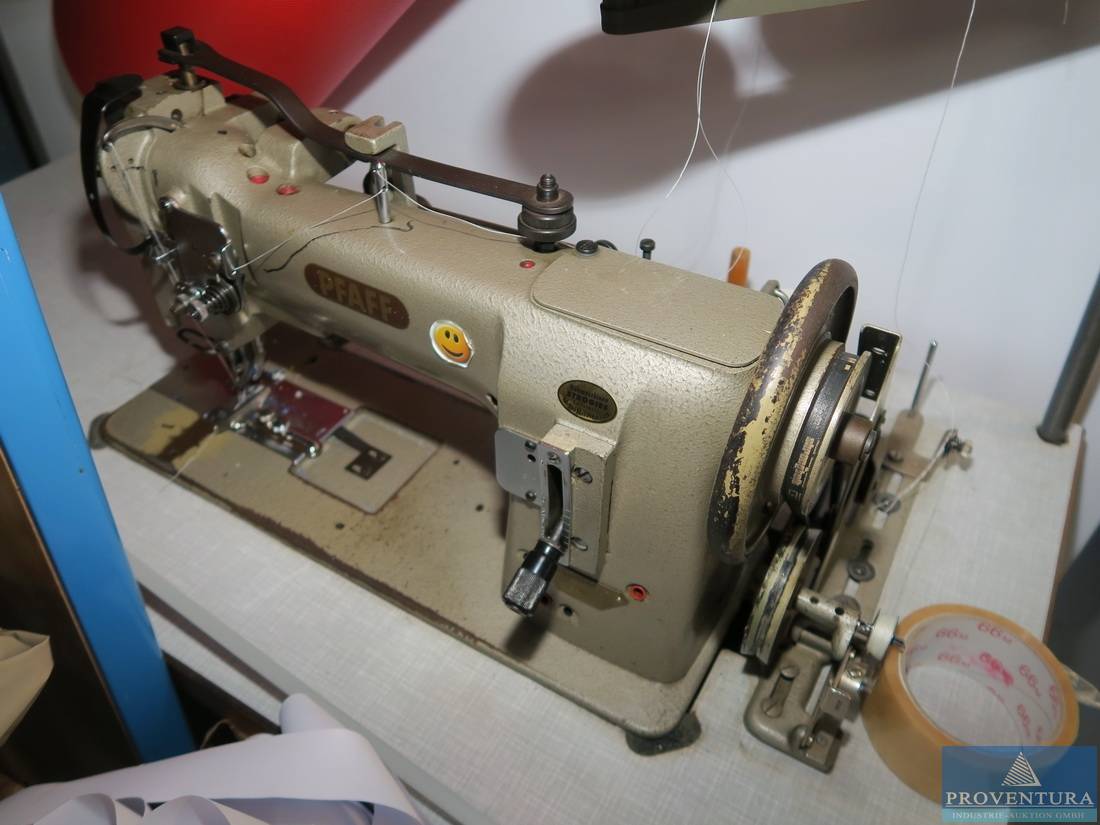 Gewerbe-Nähmaschine PFAFF 545-CLN