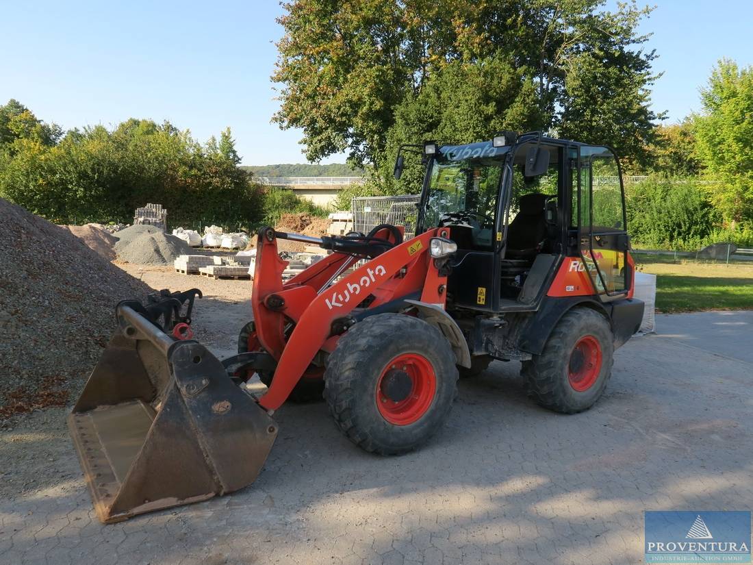 Radlader KUBOTA R 085