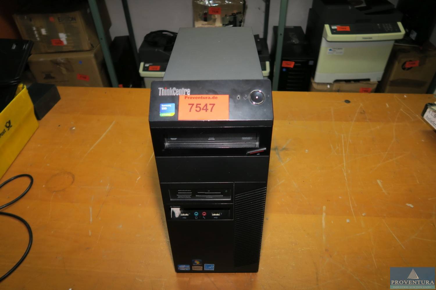 PC LENOVO Thinkcentre M81