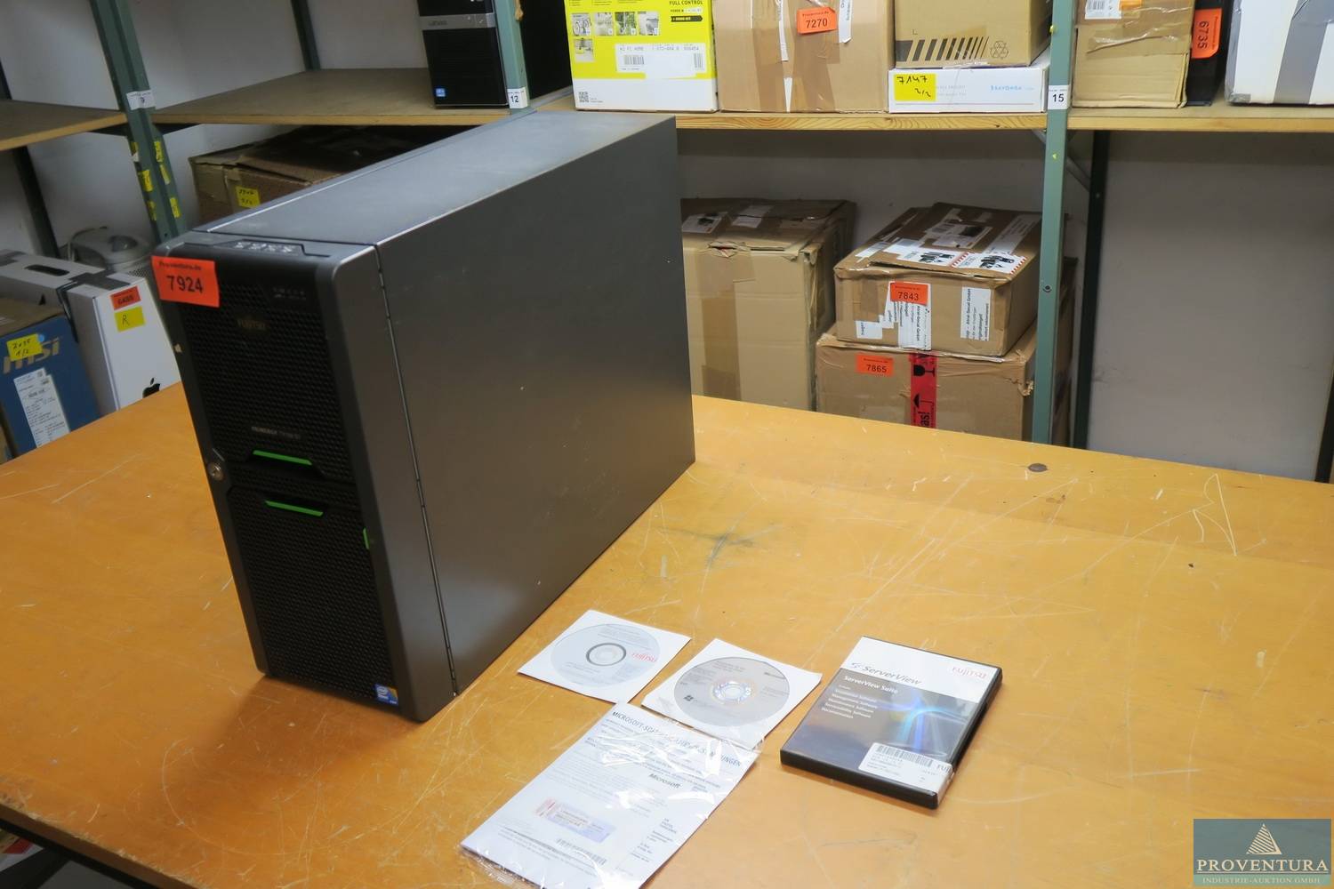 Server FUJITSU Primergy TX150 S7