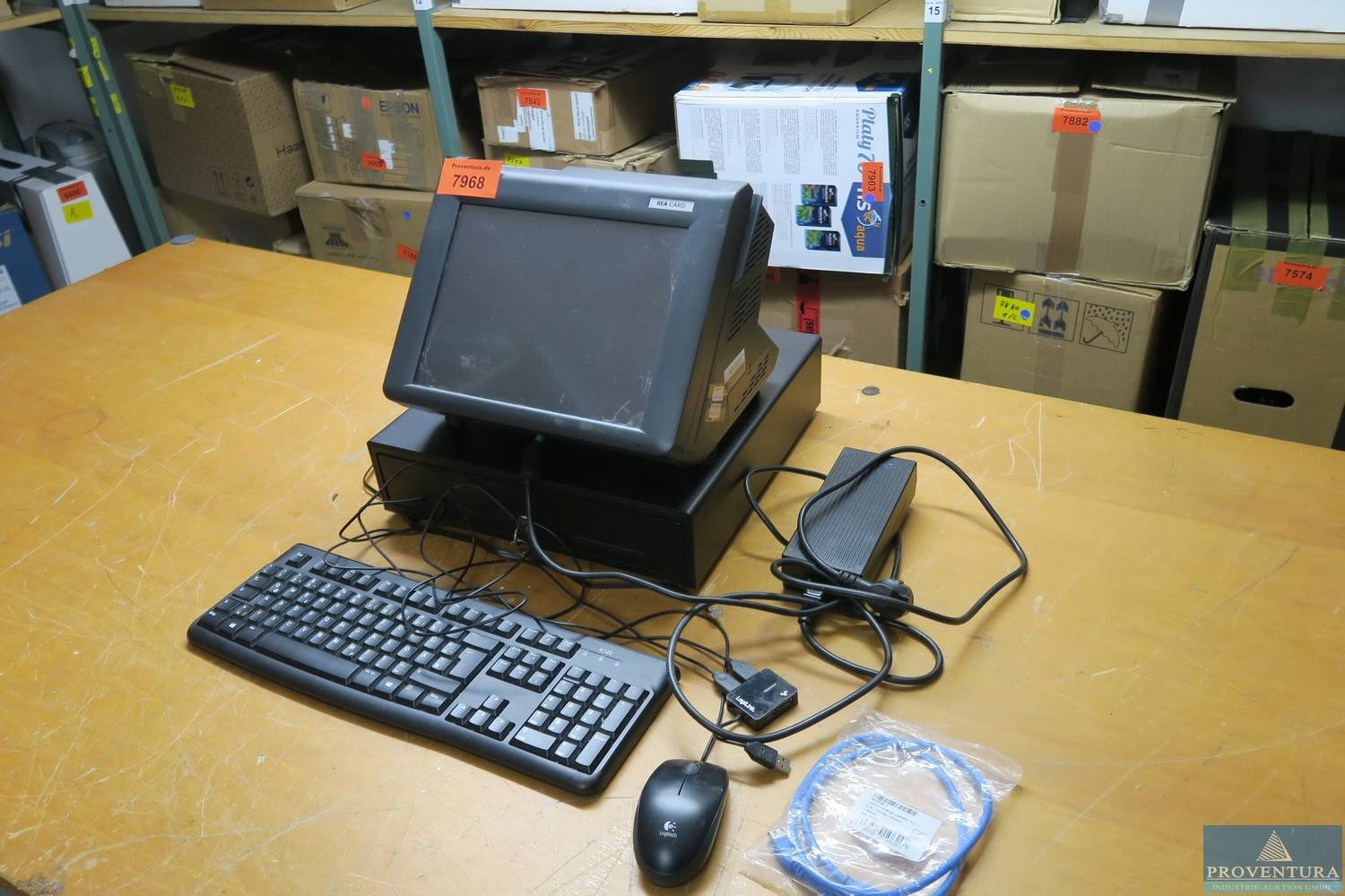 PC-System aus ehemaligen Kassenarbeitsplatz Partner S1-J1900