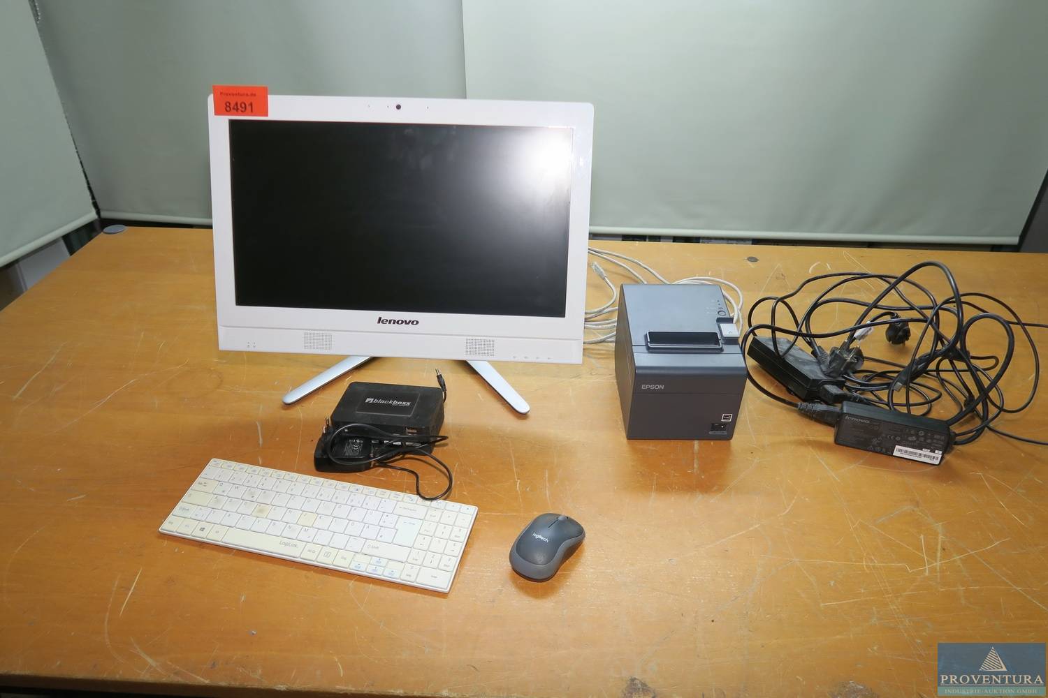 PC-System aus ehemaligen Kassenarbeitsplatz LENOVO C365