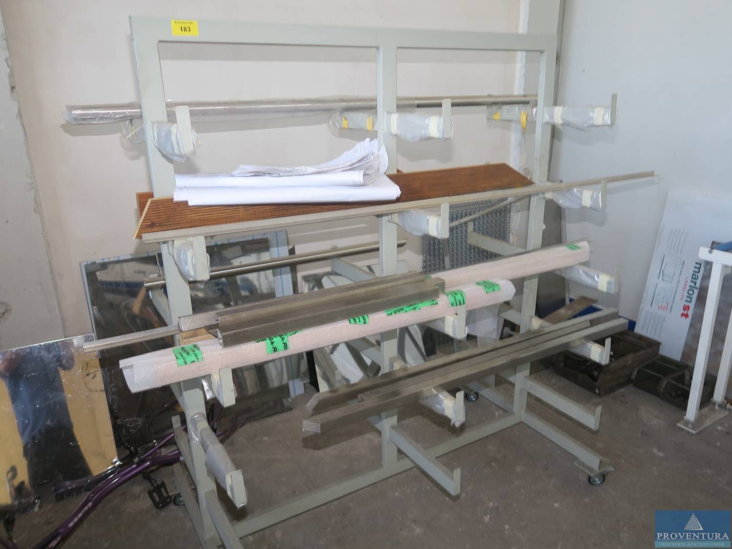 Kragarm-Wagen Stahl grau