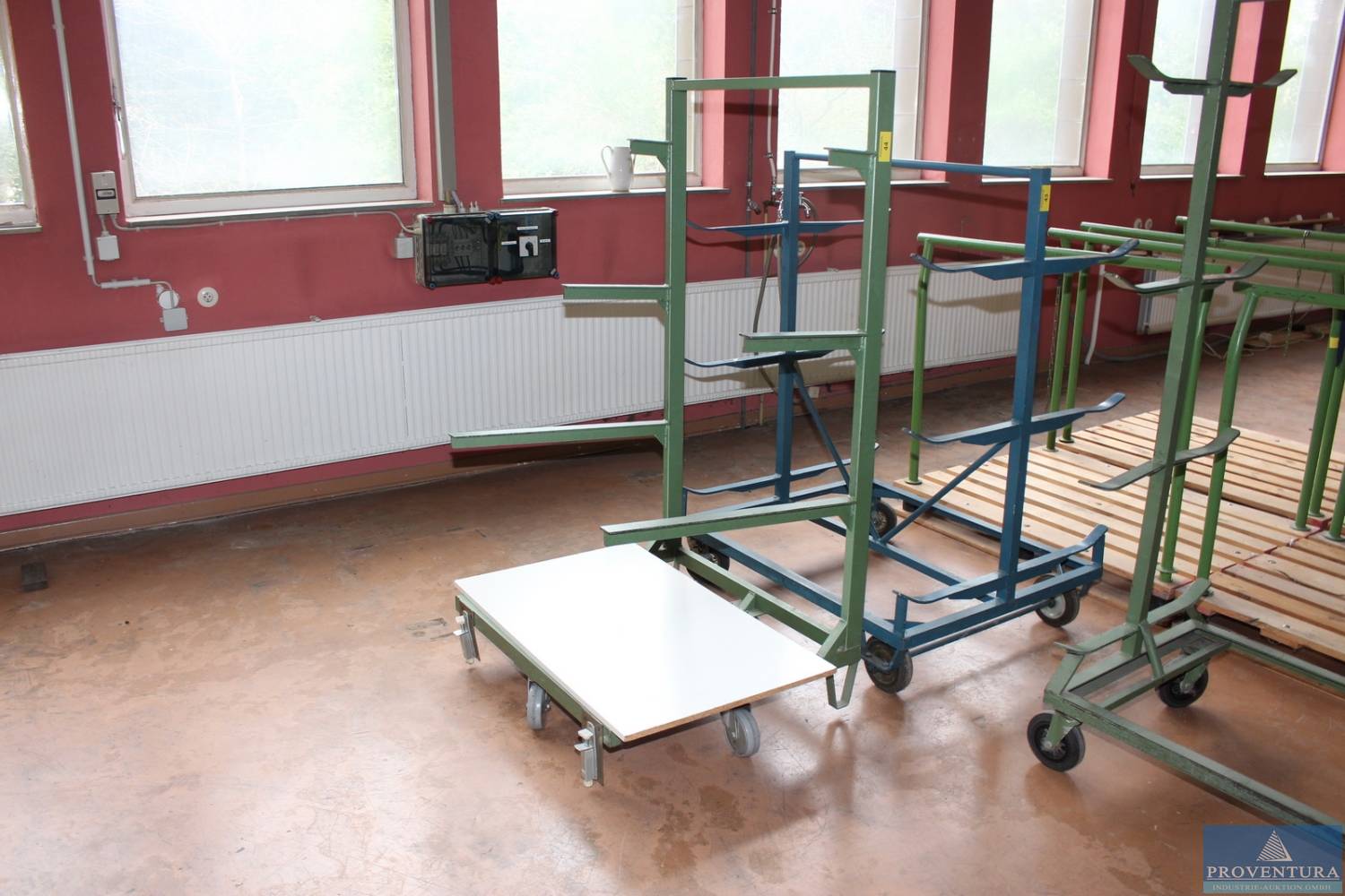 Kragarmwagen ca. 90x75x170h cm