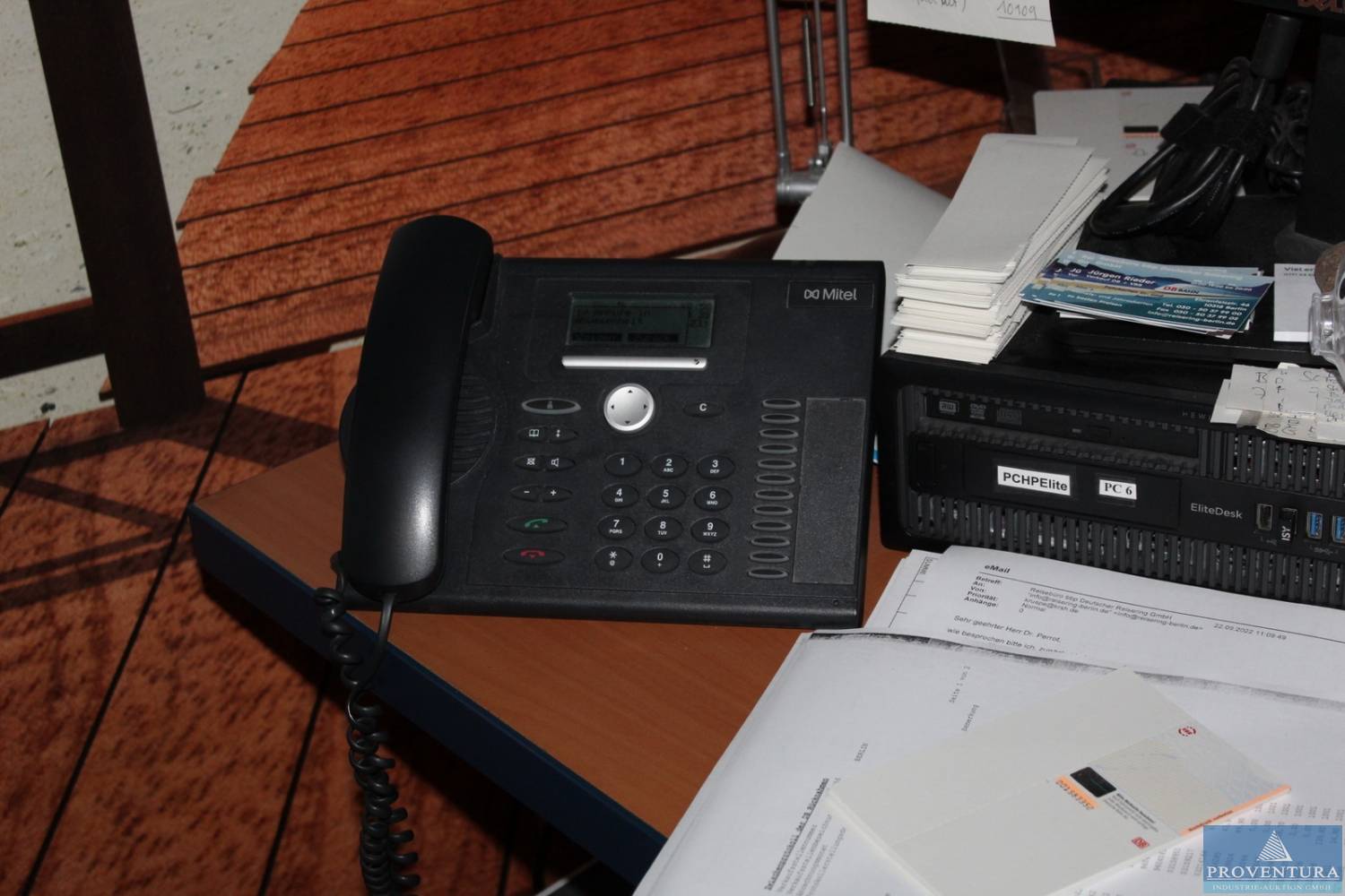 Serverschrank Telefonanlage MITEL 430
