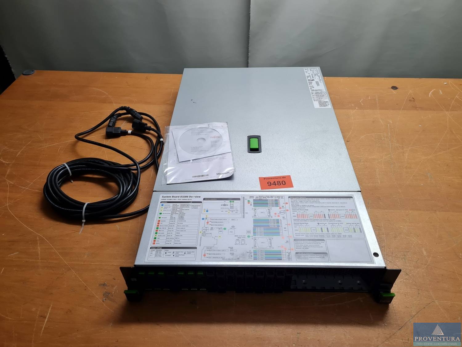 Server FUJITSU Primergy RX2540 M2