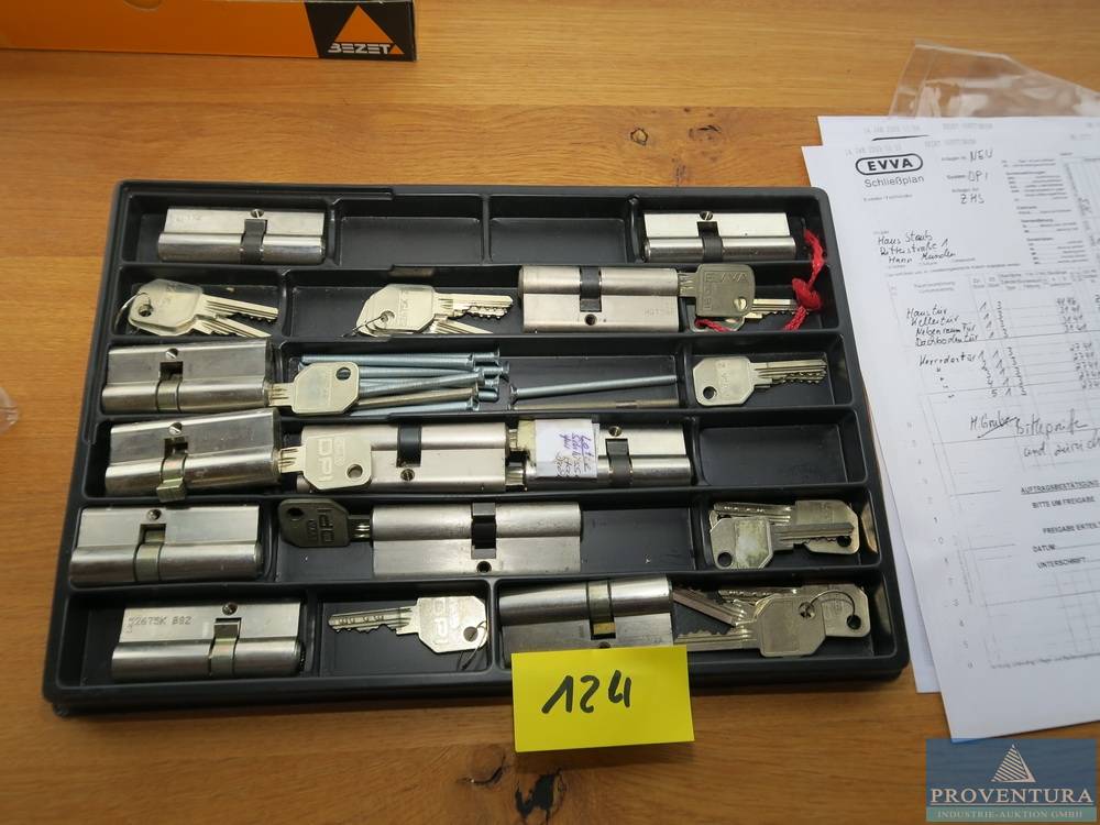 Schließanlage EVVA DPI m. 11 Zylindern