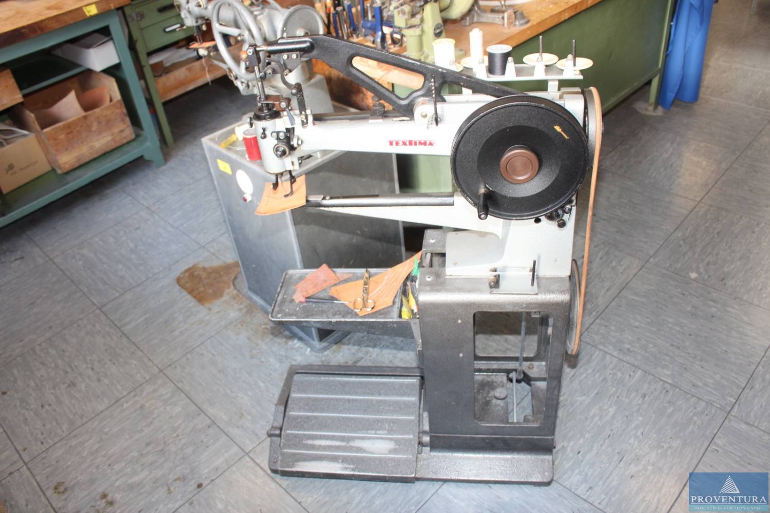 Sattler-Nähmaschine TEXTIMA 8346/10