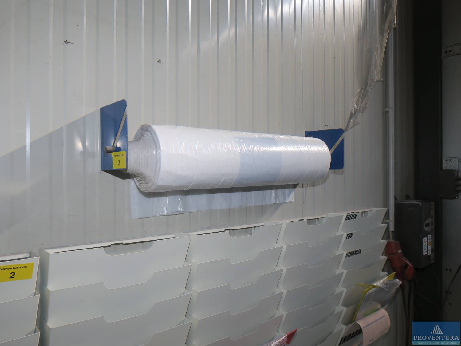 Folienabroller Metall blau wandhängend