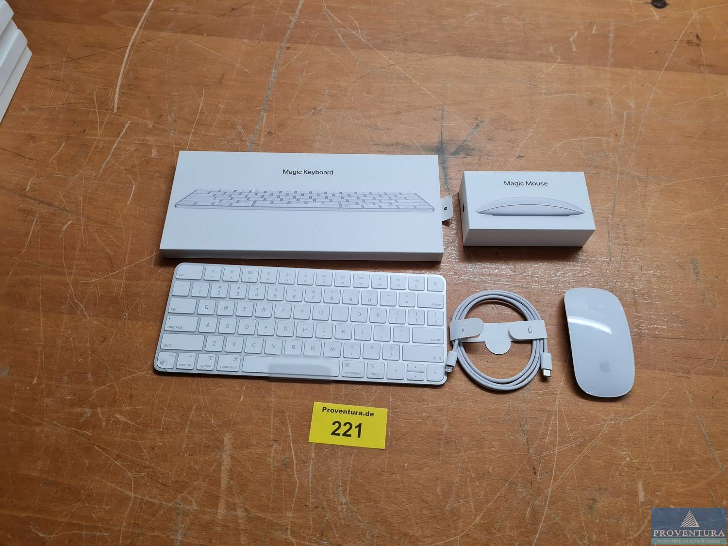 Tastatur und Maus APPLE Magic Keyboard US Layout und Magic Mouse 2