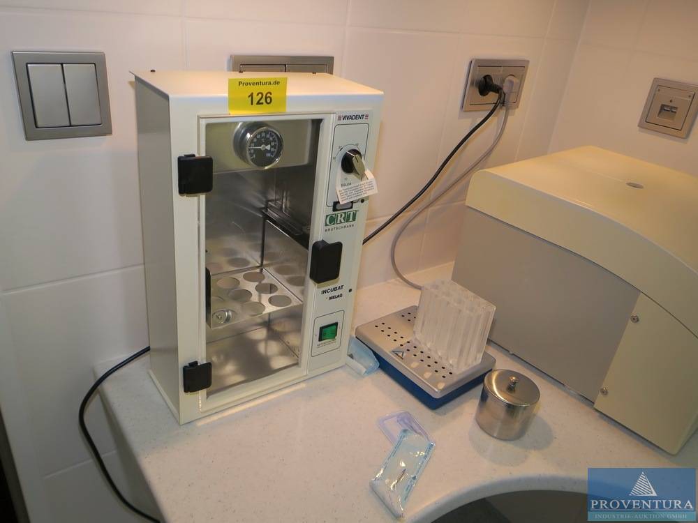 Inkubator /Wäremeschrank MELAG Incubat CRT 120 Grad