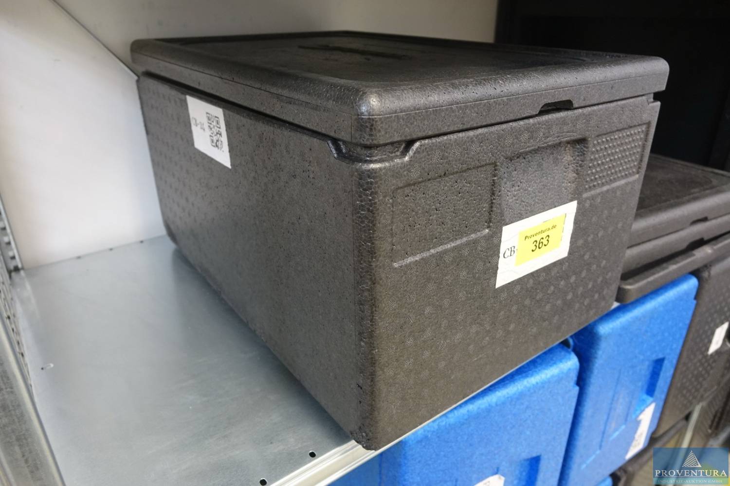 Styropor-Box mit Deckel schwarz / blau