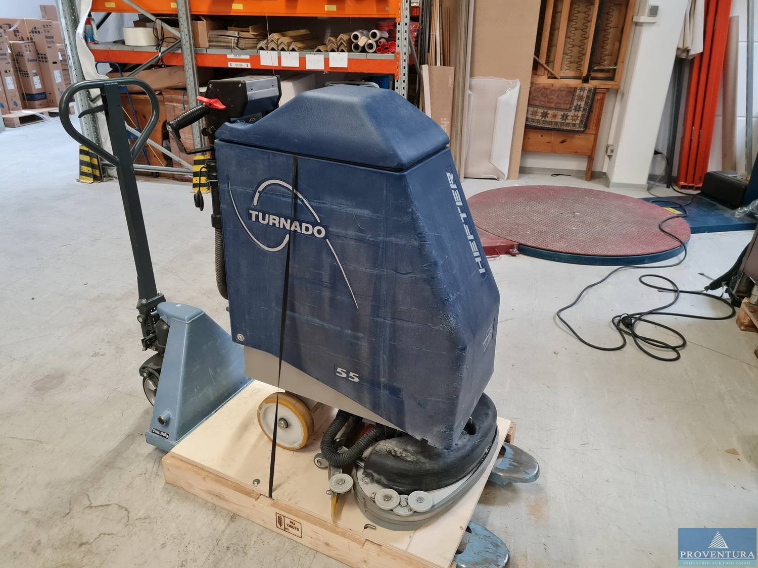 Scheuersaugmaschine TURNADO 55