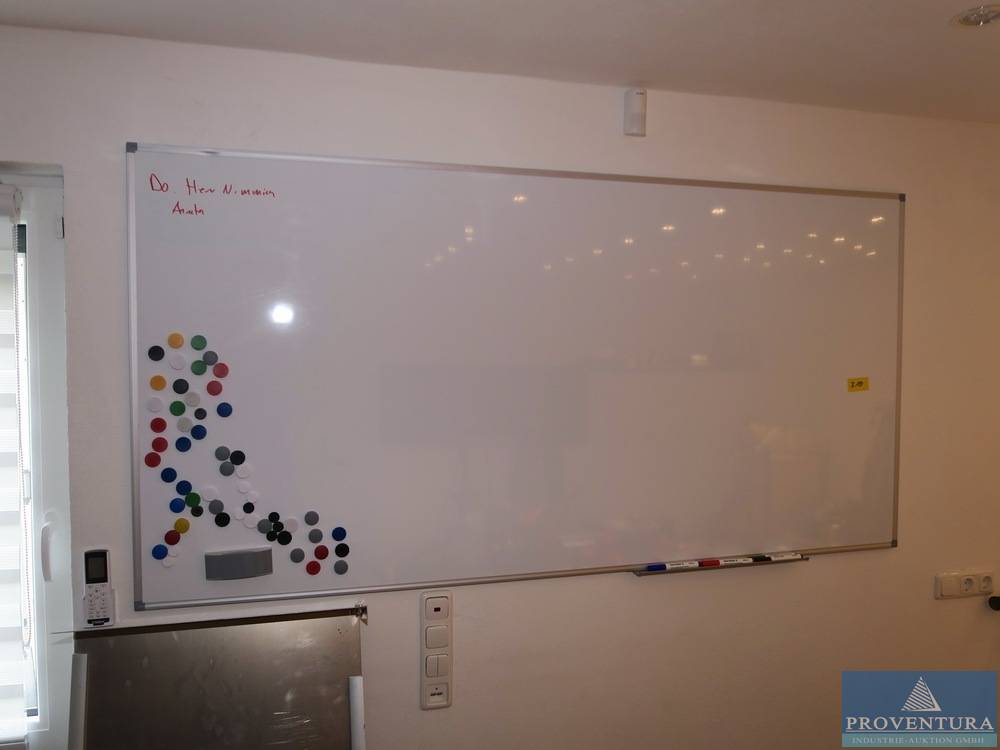 Whiteboard ca. 200x100 cm