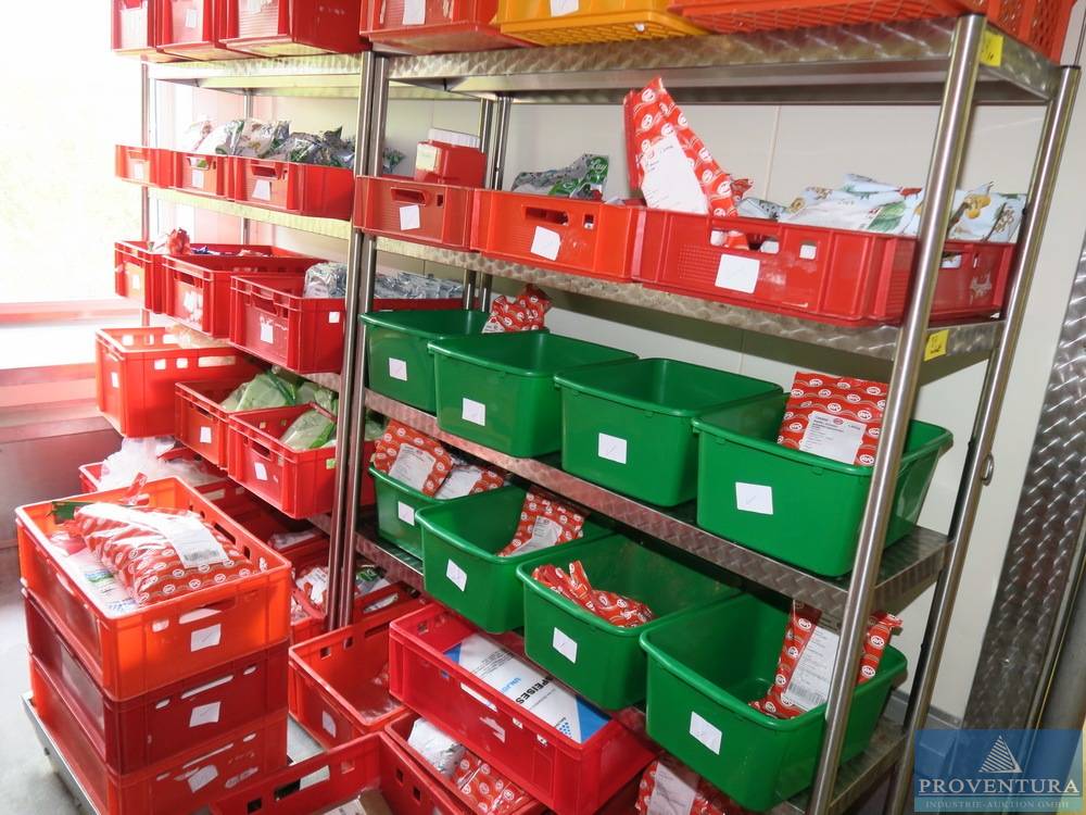 Gewürze in ca. 30 EN-Boxen sowie lose Ware