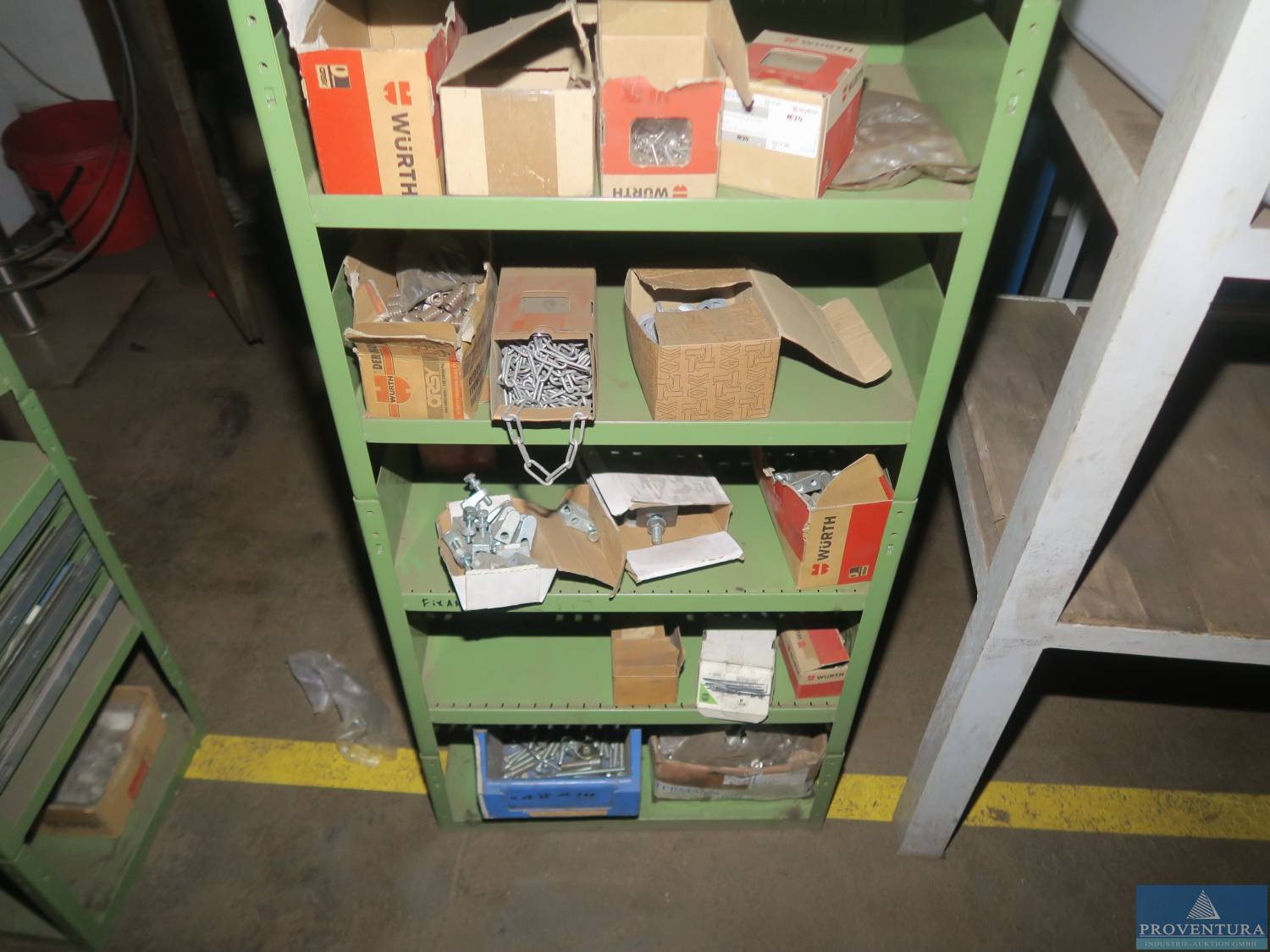 Verbrauchsmaterial: Schrauben