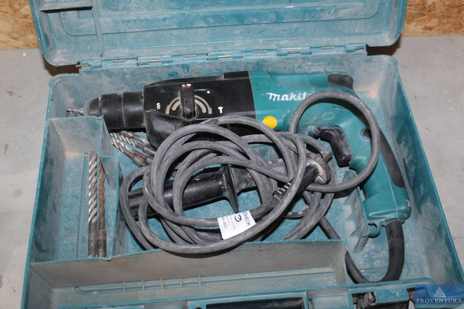 Bohrhammer MAKITA HR2450 SN. 3856871
