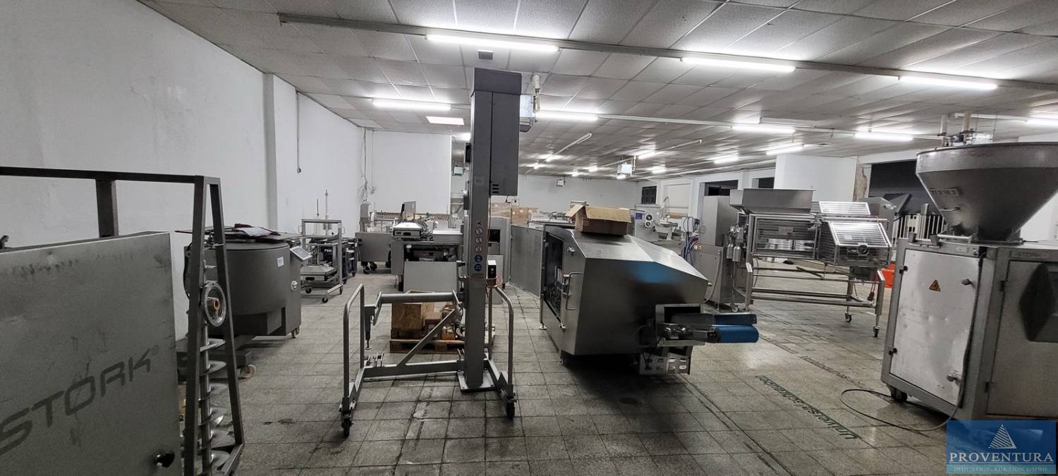 mobile lifter Frontmatec ITEC for 200 litre meat bins Bj. 2020