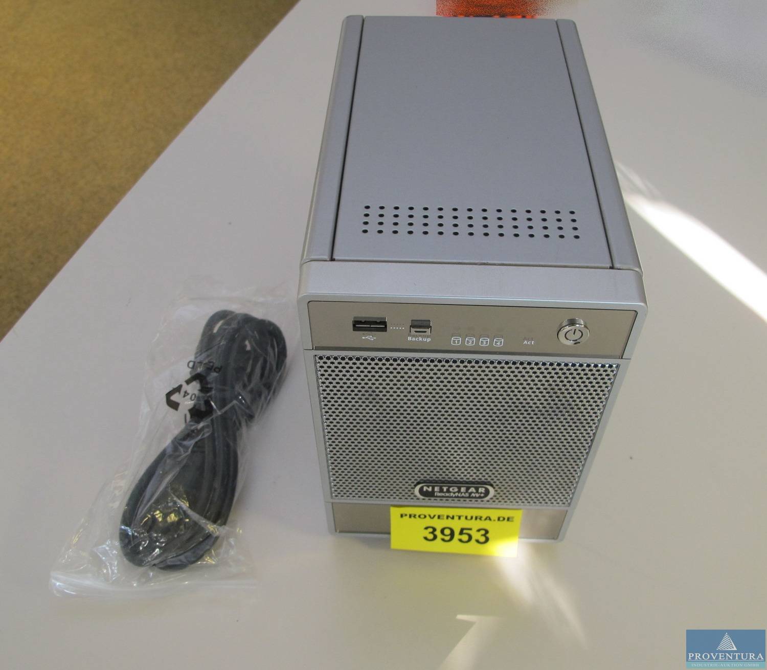 NETGEAR ReadyNAS NV+ RND4000 v2 NAS Serial ATA-300 RAID: 0