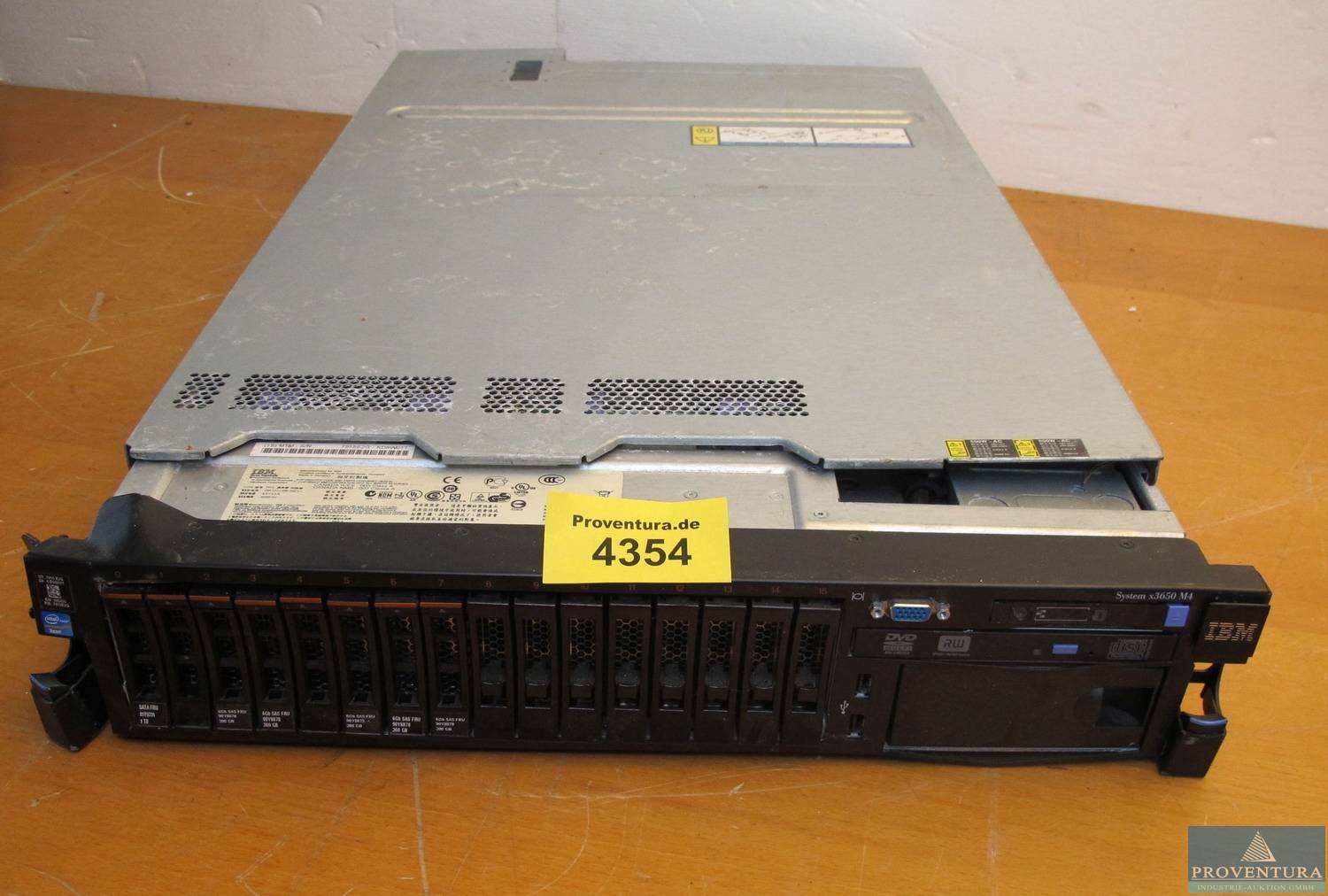 Server IBM SystemX Rack