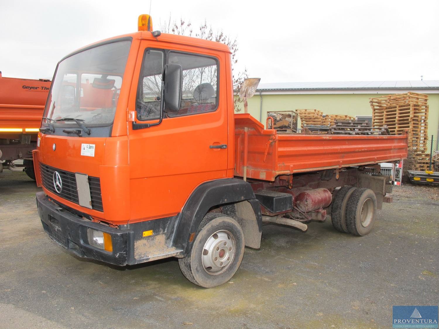 Lkw Kipper MERCEDES-BENZ 814 K