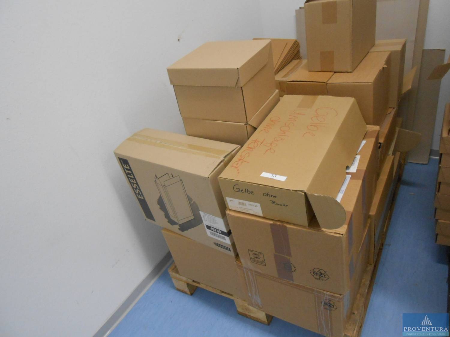 Versandtaschen und Verpackungsmaterial