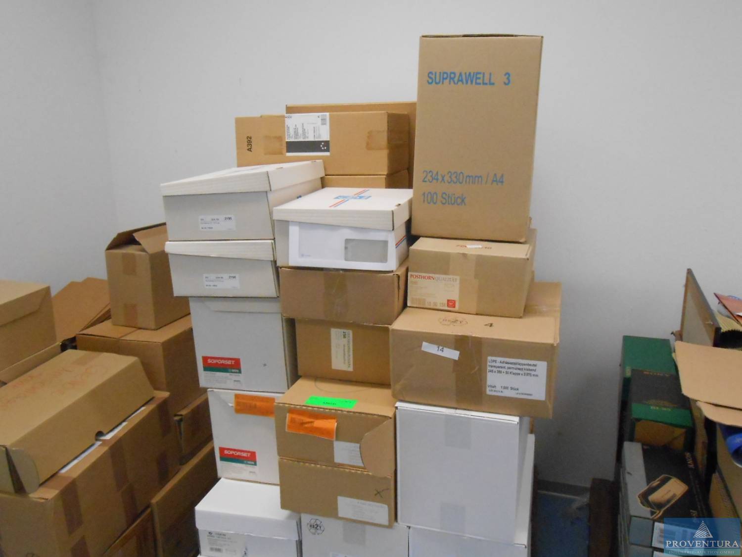 Versandtaschen und Verpackungsmaterial